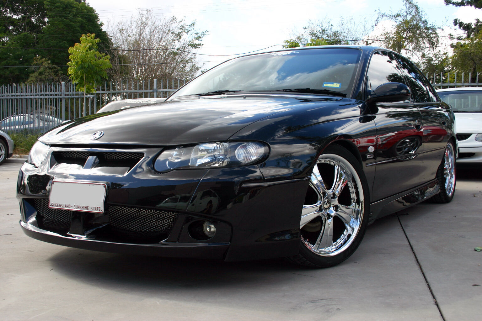 GTO MONARO STYLE CONVERSION FRONT BUMPER BODYKIT FOR VX COMMODORE