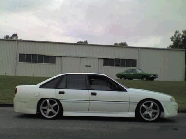 VY STYLE CONVERSION REAR BUMPER SPOLIER BODYKIT FOR HOLDEN VN VP SEDAN