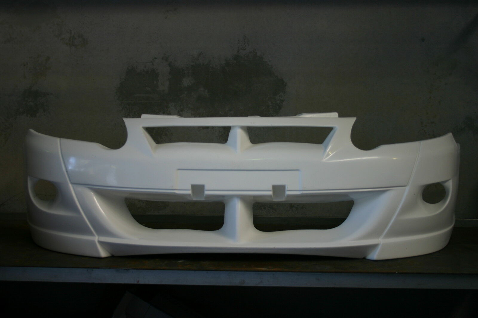FULL CONVERSION BODY KIT FOR VX/VT SEDAN COMMODORE ( TEAR DROP HEADLIGHTS)