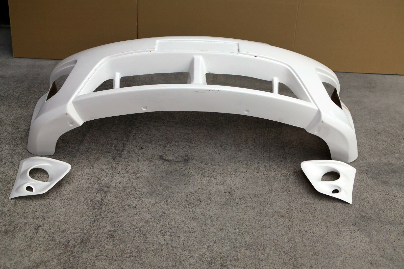 VE FRONT BUMPER BODYKIT SUIT ALL VE SEDAN/UTE/WAGON/HSV/SS/SV6/SV8/OMEGA