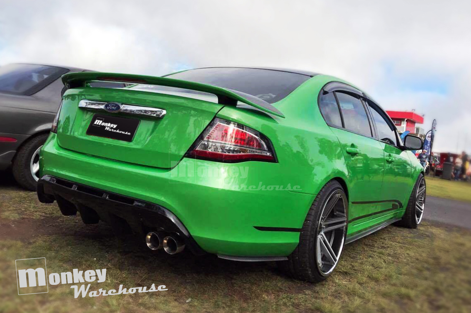 FORD FG FALCON REAR BUMPER DIFFUSER WITH "SINGLE" EXHAUST OUTLET XR6/XT ...