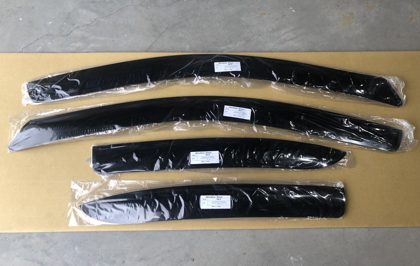 HIC WEATHER SHIELDS- HOLDEN VX VT VY VZ SEDAN COMMODORE