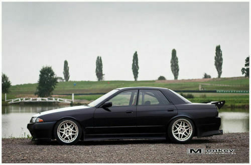 VERTEX SIDE SKIRT FOR NISSAN R32 SKYLINE 4 DOOR SEDAN BODY KIT RB20