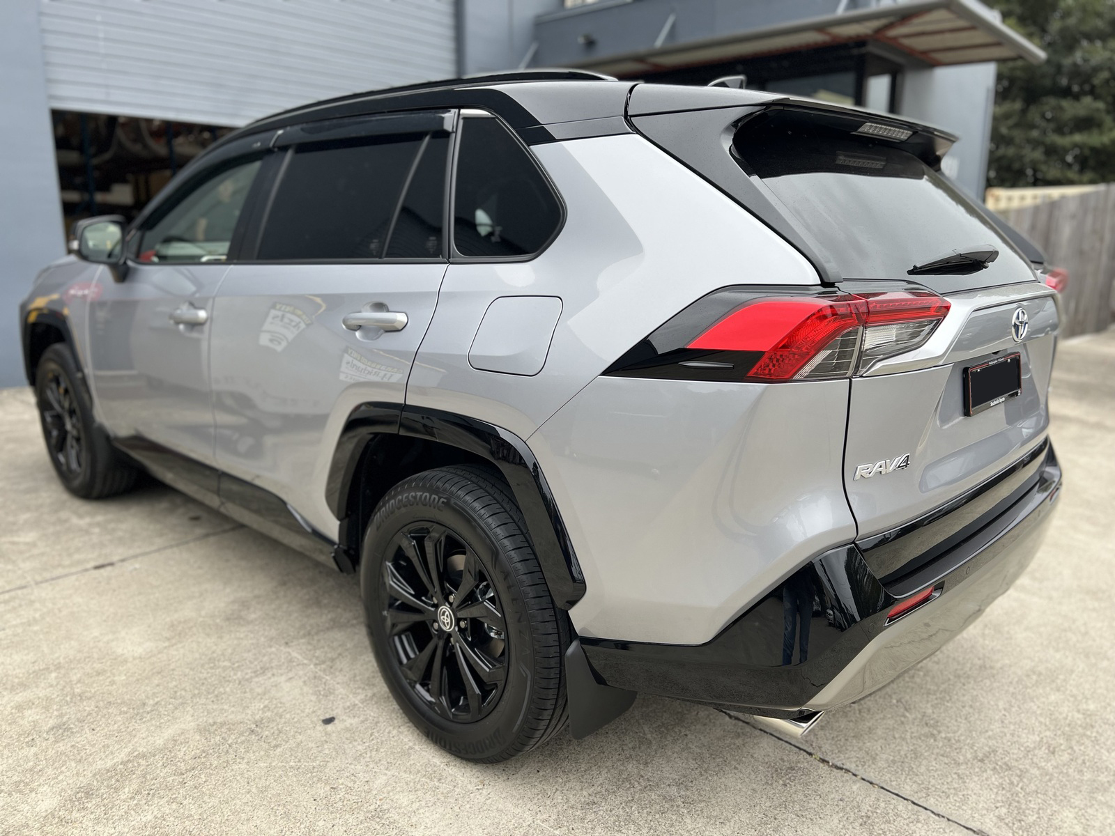 HIC WEATHER SHIELDS- TOYOTA RAV4 2019-2023