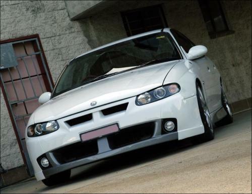 GTO MONARO STYLE CONVERSION FOR HOLDEN VT COMMODORE