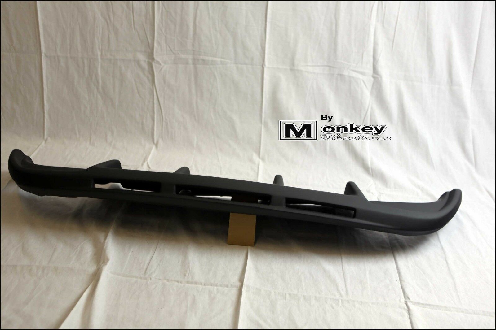 SHARK FIN REAR BUMPER TWIN DIFFUSER FORD FALCON FG 2008-2013 SEDAN XR ...