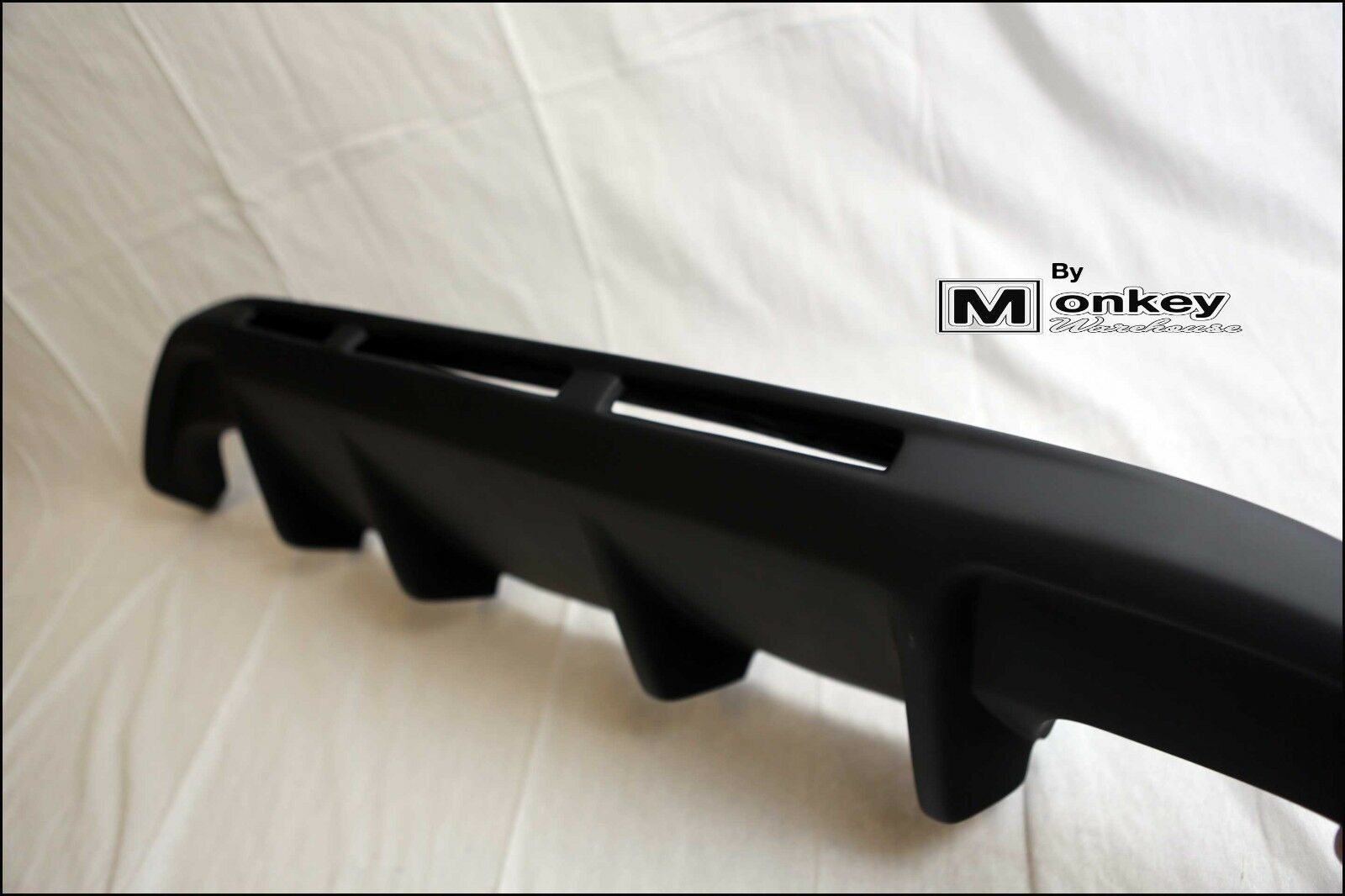 SHARK FIN REAR BUMPER TWIN DIFFUSER FORD FALCON FG 2008-2013 SEDAN XR ...