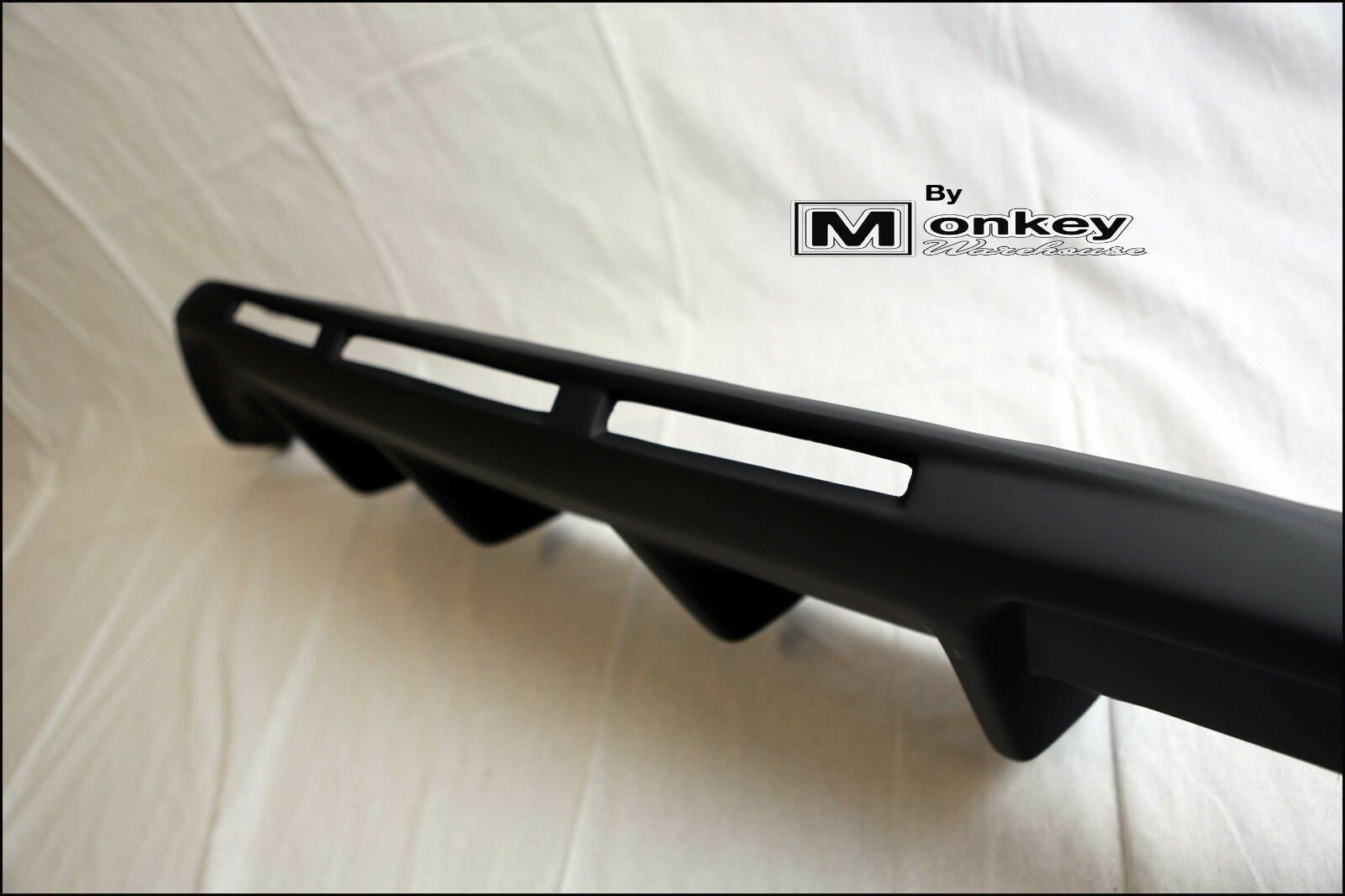 SHARK FIN REAR BUMPER TWIN DIFFUSER FORD FALCON FG 2008-2013 SEDAN XR ...