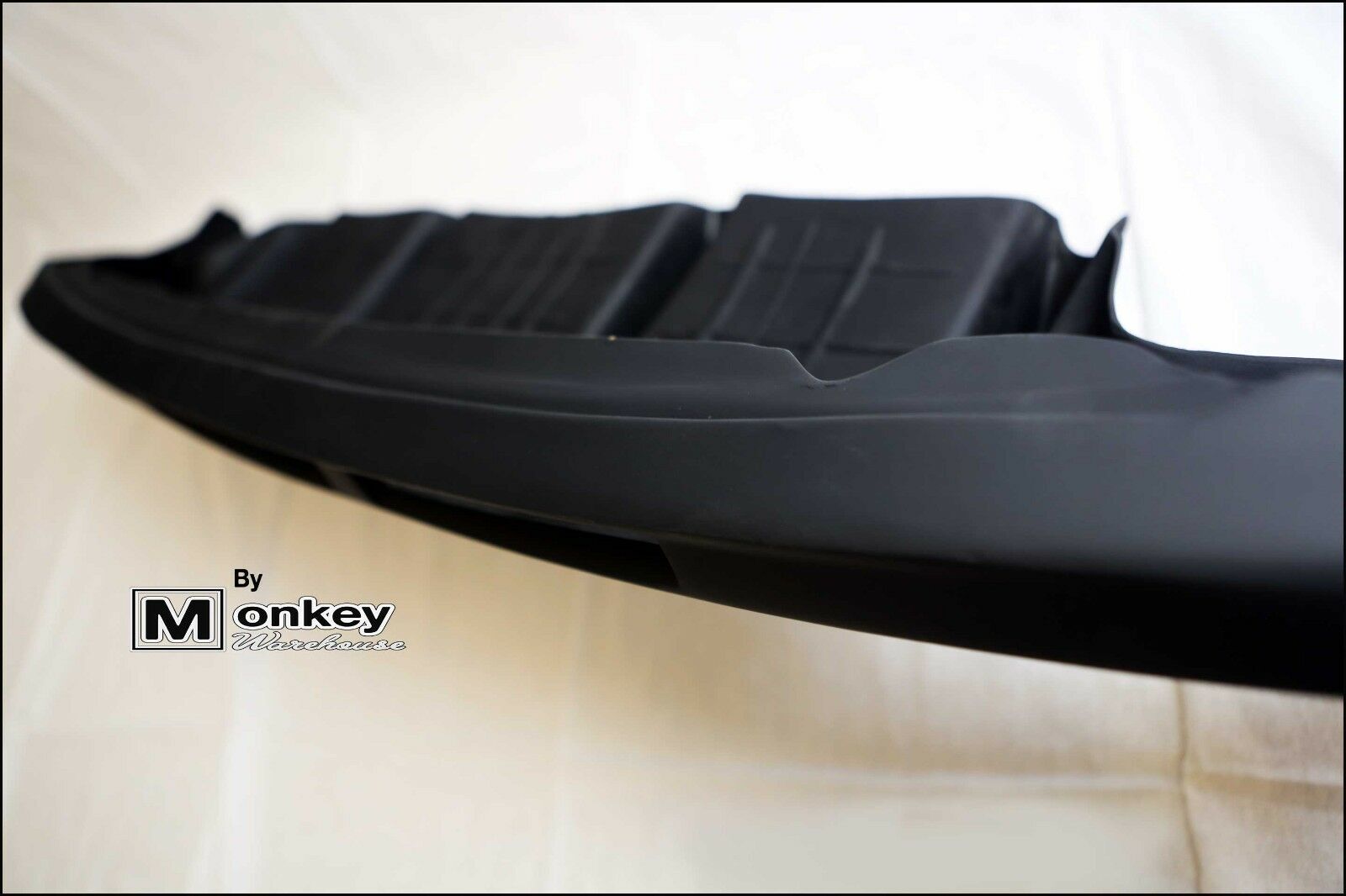 SHARK FIN REAR BUMPER TWIN DIFFUSER FORD FALCON FG 2008-2013 SEDAN XR ...