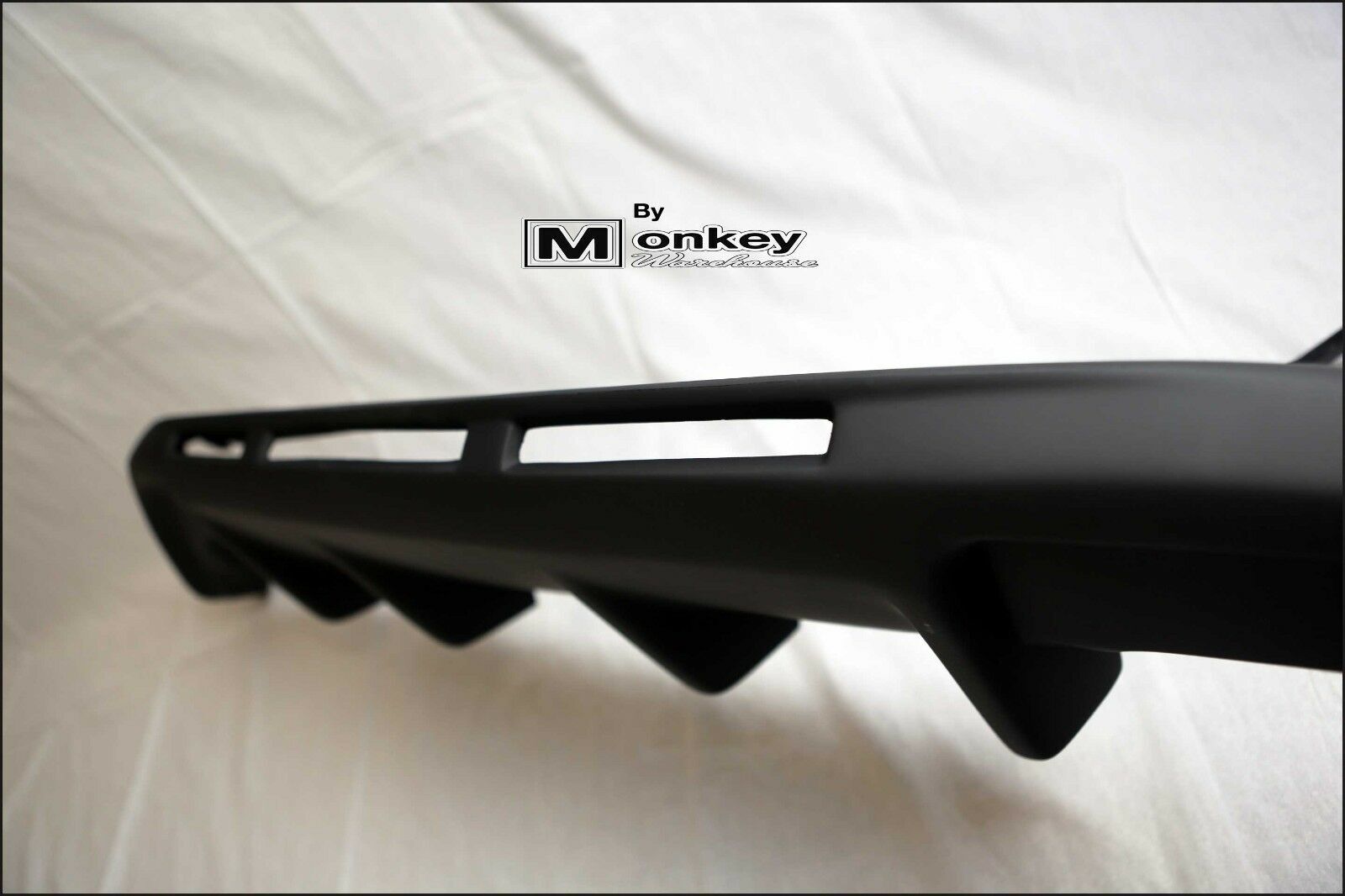 SHARK FIN REAR BUMPER TWIN DIFFUSER FORD FALCON FG 2008-2013 SEDAN XR ...